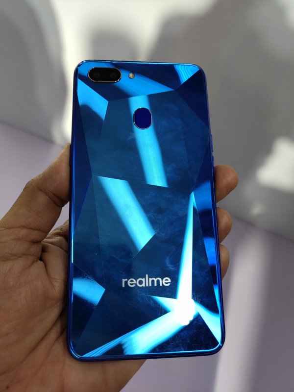 Realme 2 with 6.2 inch Notch Full Screen, 4230mAh AI Battery Launched ...