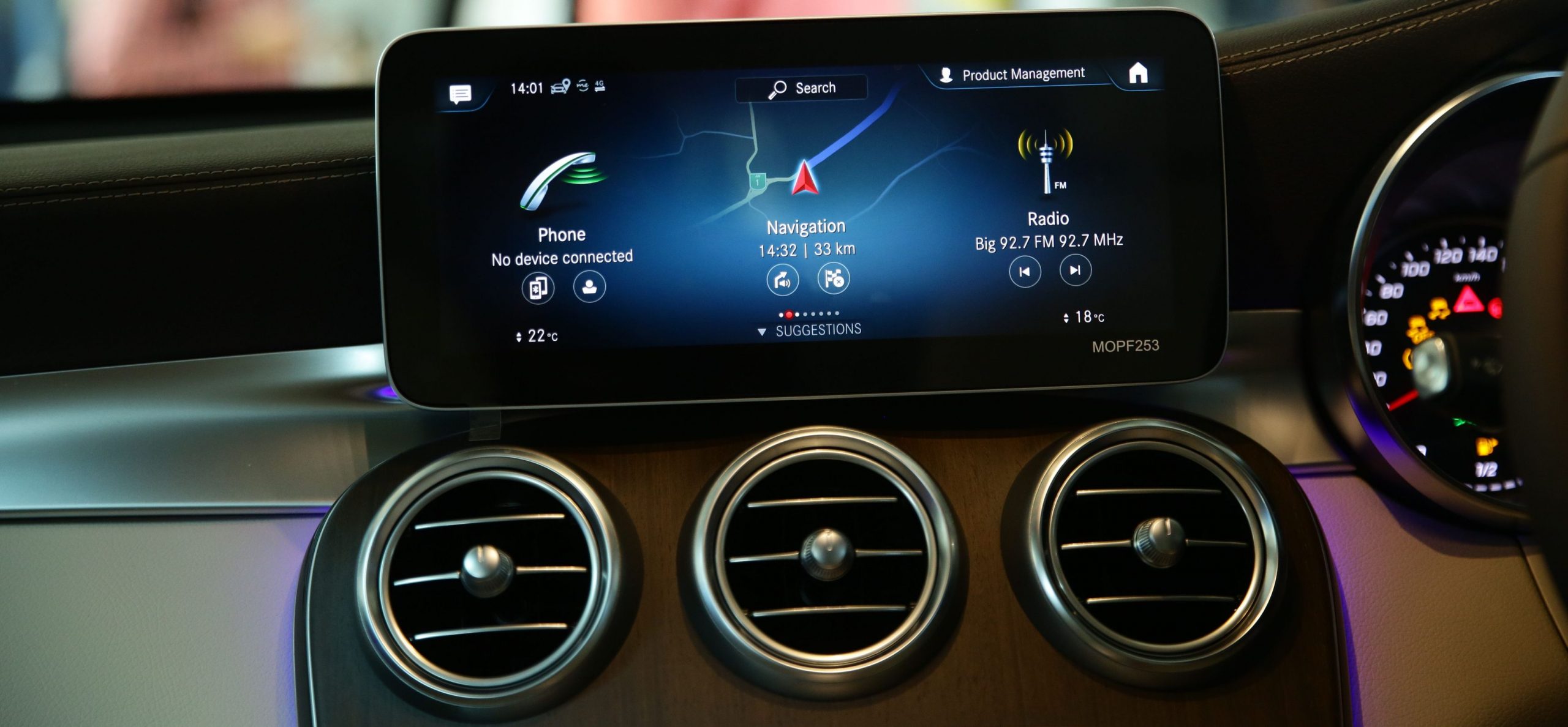 New Mercedes-Benz GLC 200 SUV with MBUX Intelligent Interface System ...