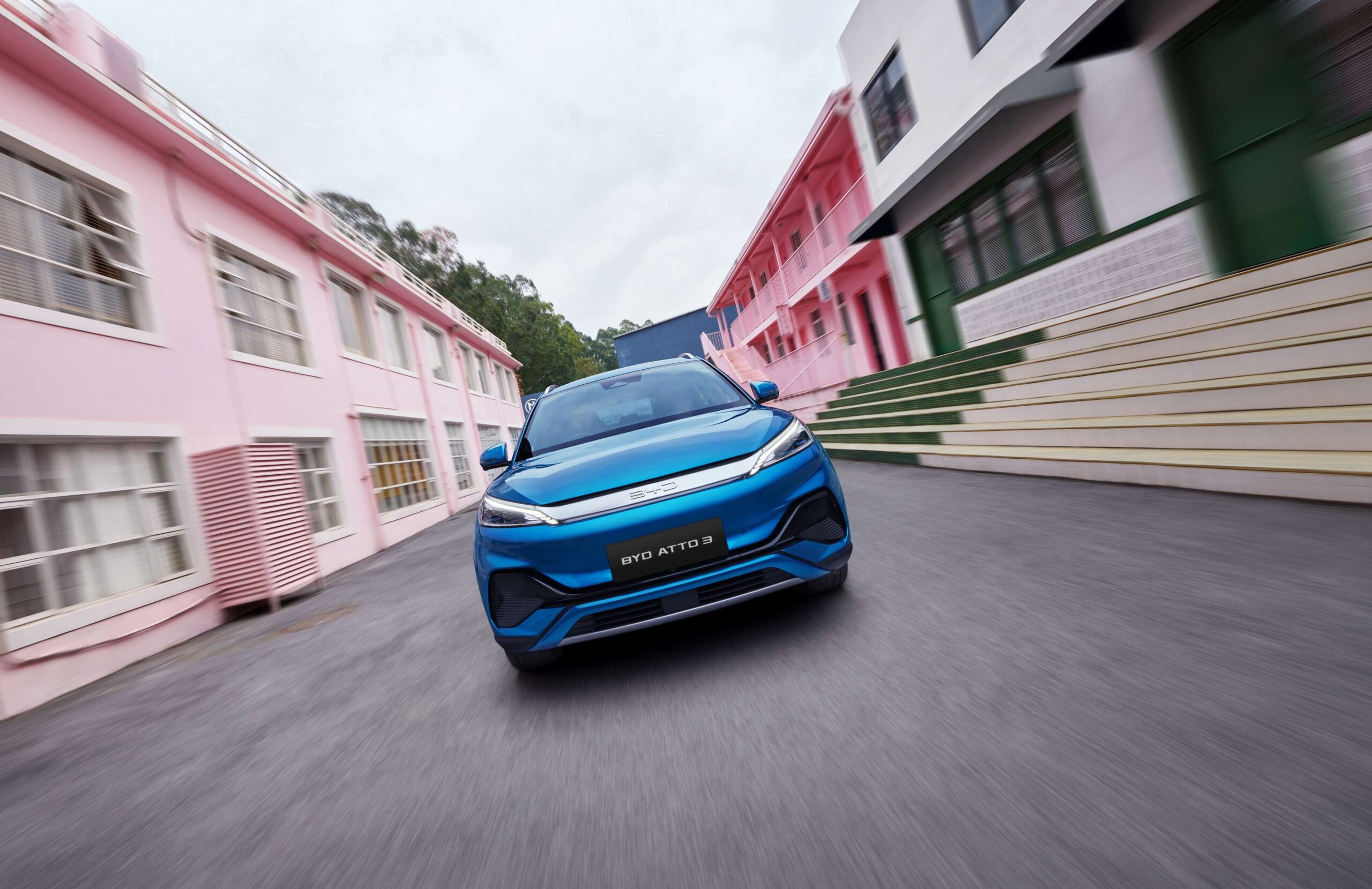 BYD Seal Luxury Electric Sedan & BYD ATTO 3 Limited Edition Unveiled at Auto Expo 2023 • TechVorm