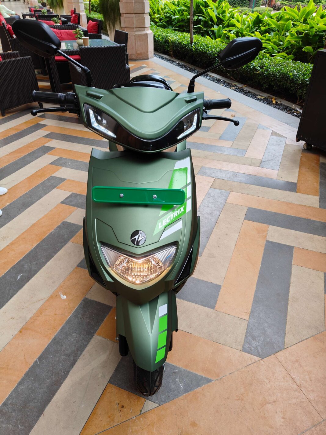 Lectrix EV Launches Two Electric Scooters - LXS G2.0 & 3.0 with 93 ...